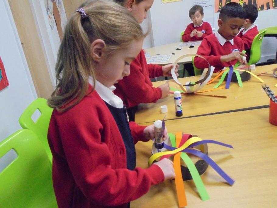 Holy Trinity CofE Primary School, NW3 Gallery: Photos of Campus Life ...