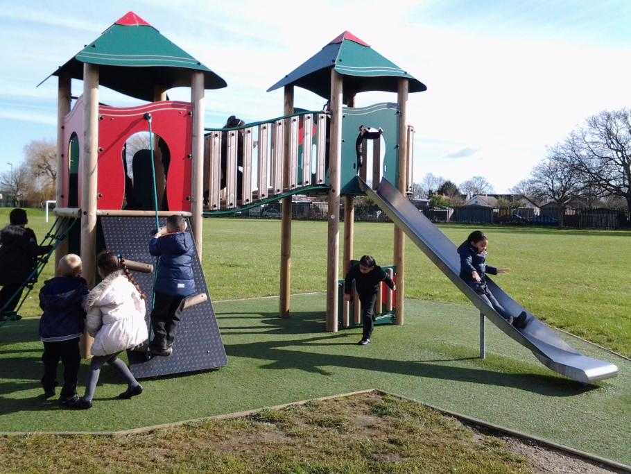 Highfield Primary School in Hillingdon - Profile (2024)