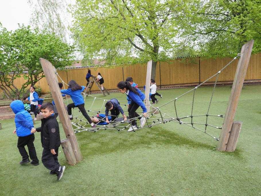 Southern Road Primary School - Profile (2023)