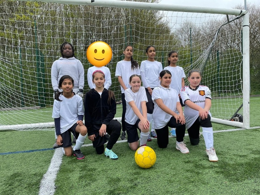 Rood End Primary School - Profile (2023)