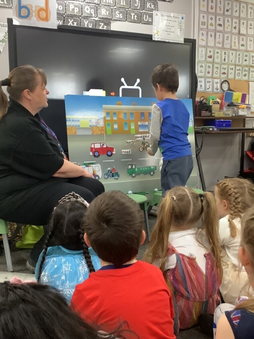 Beeston Primary School in Leeds - Profile (2023)