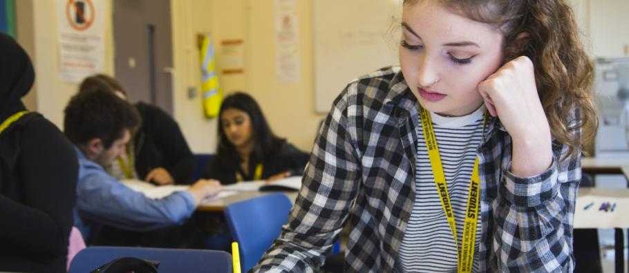 Roundhay School - Profile (2024)