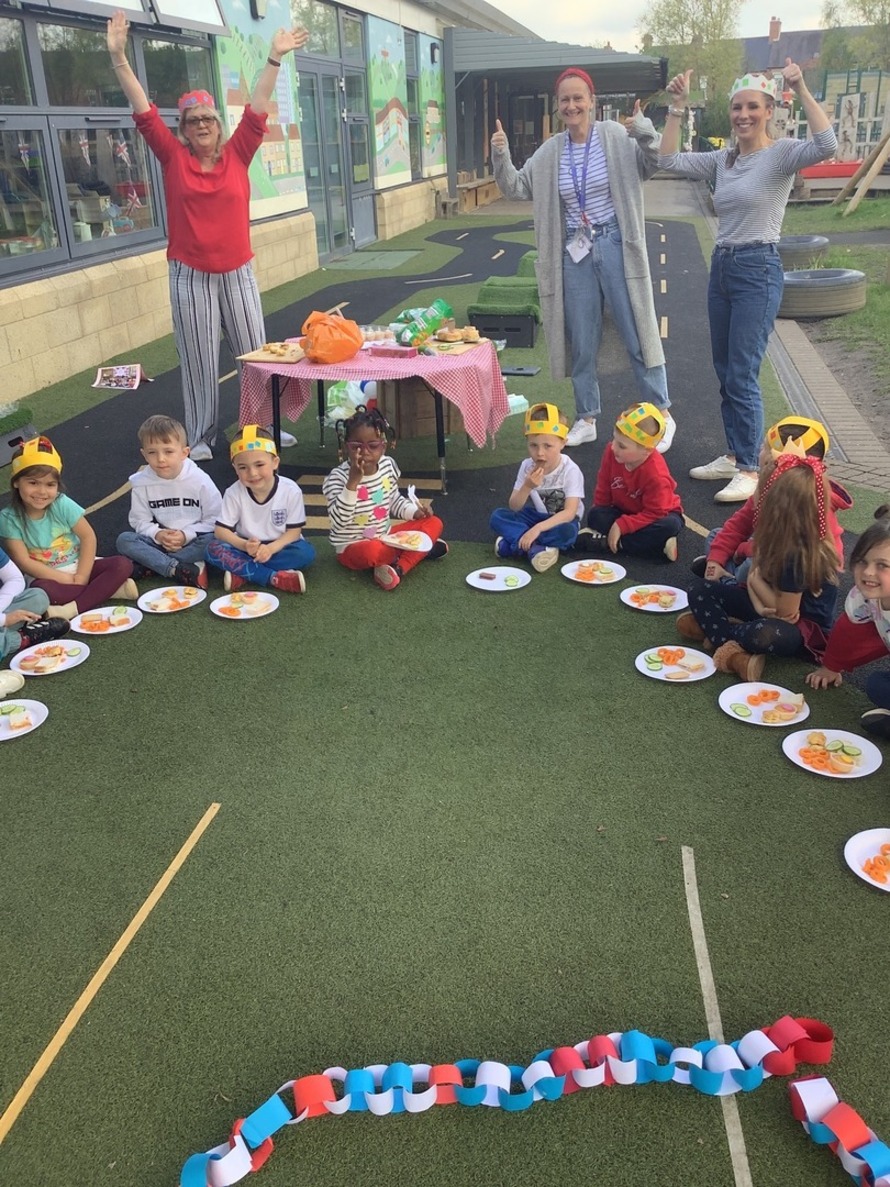 Dunston Hill Community Primary School - Profile (2023)