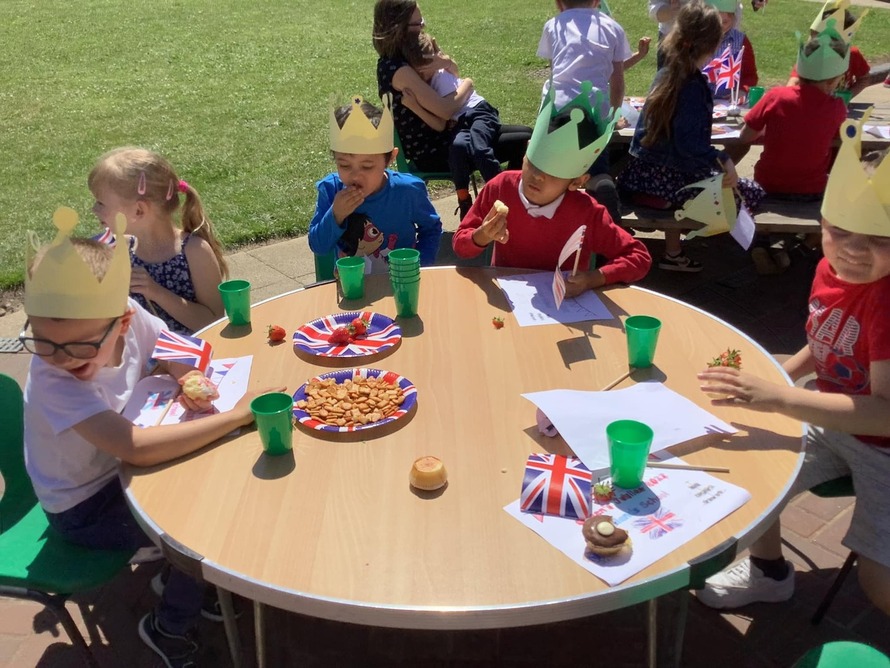 Heelands School - Profile (2023)