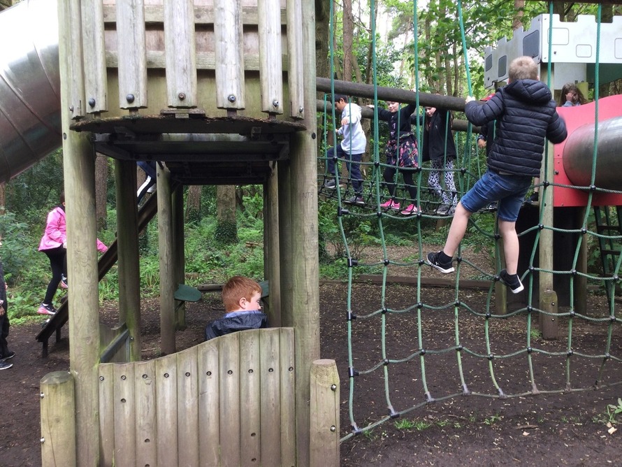 Barrow Hall Community Primary School - Profile (2023)