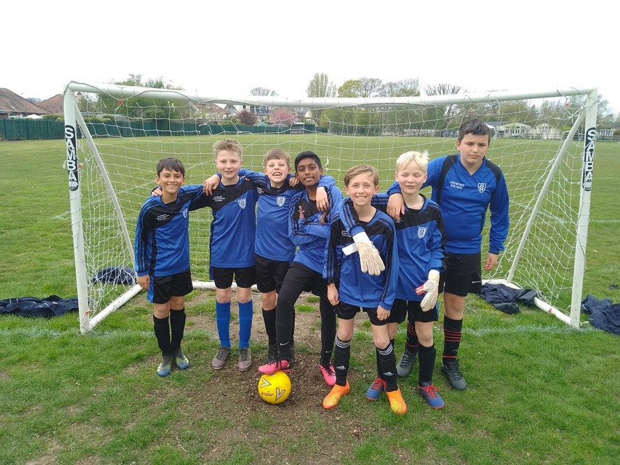 Chalkwell Hall Junior School - Profile (2023)