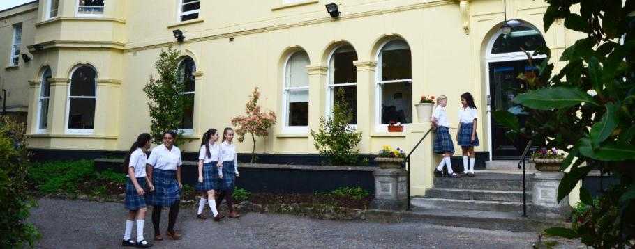 Braeside School - Profile (2023)