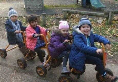 Central Primary School in Watford - Profile (2024)