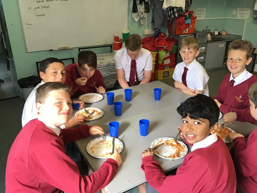 Hillside Primary School in Bradwell - Profile (2023)