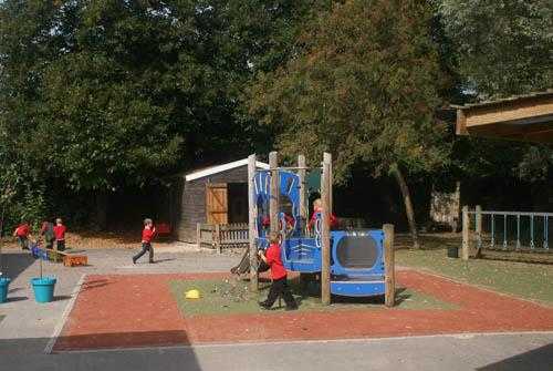 Brookside Primary School in Bicester - Profile (2023)