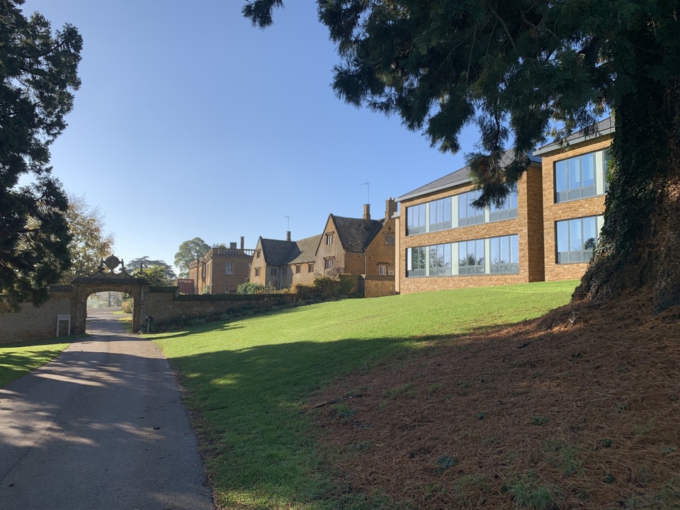 Best Schools in Postcode OX16