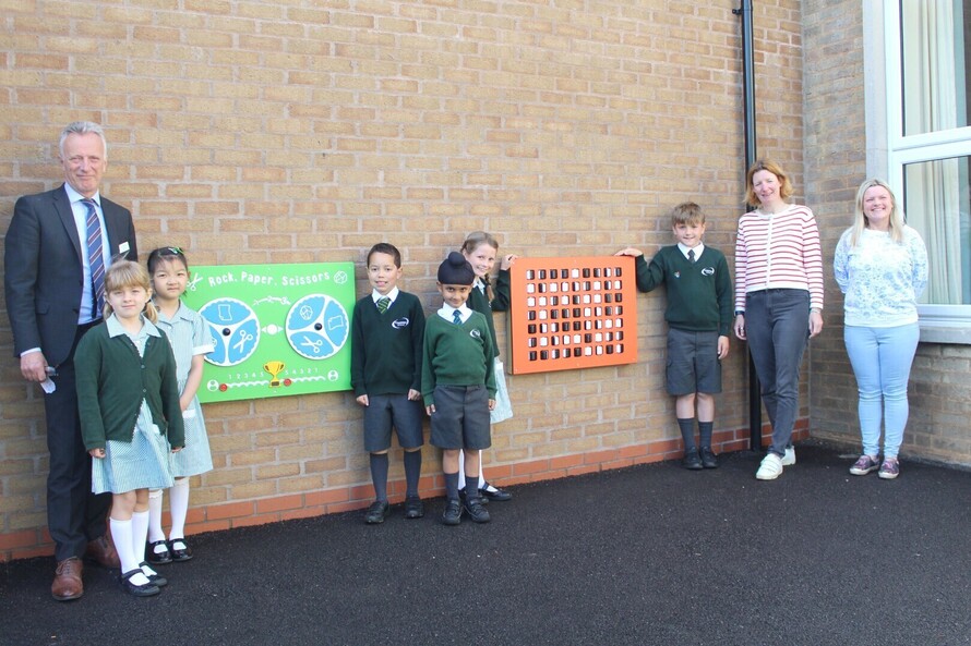 Crescent School - Profile (2023)