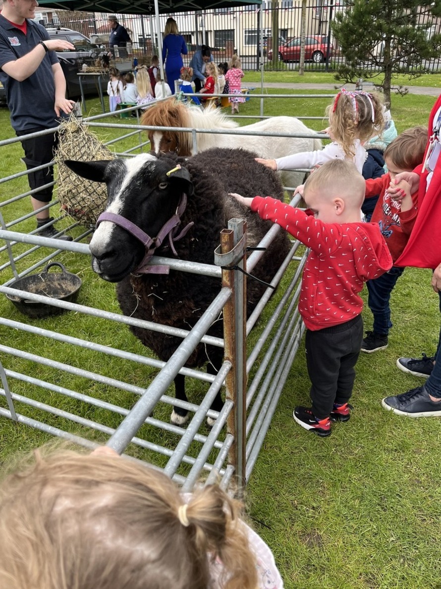 Fleetwood Flakefleet Primary School - Profile (2023)