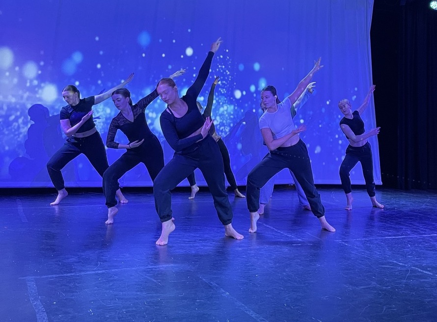 Huddersfield New College - Profile (2023)