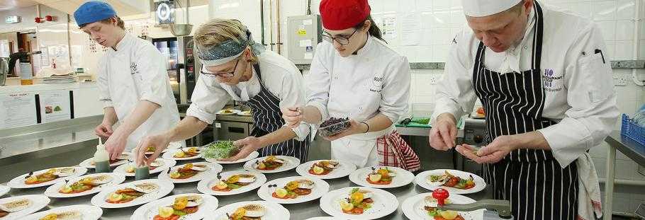 Basingstoke College of Technology in Basingstoke and Deane - Profile