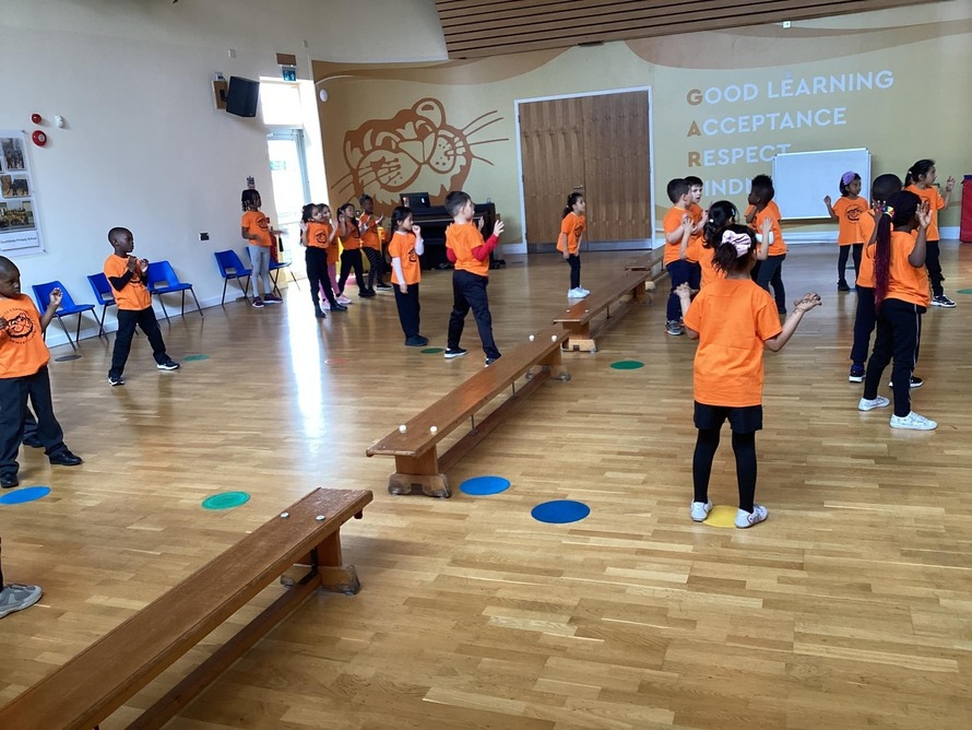 Southfields Primary School in Coventry - Profile (2023)