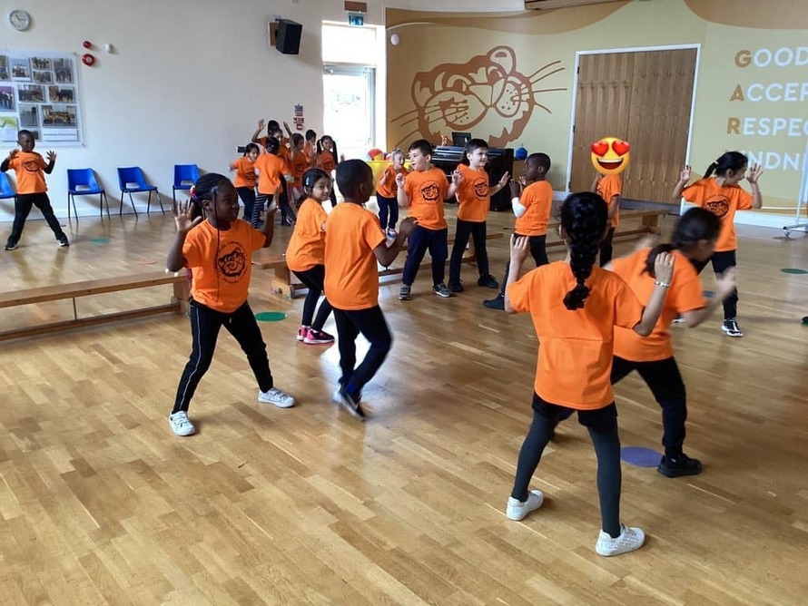 Southfields Primary School in Coventry - Profile (2023)