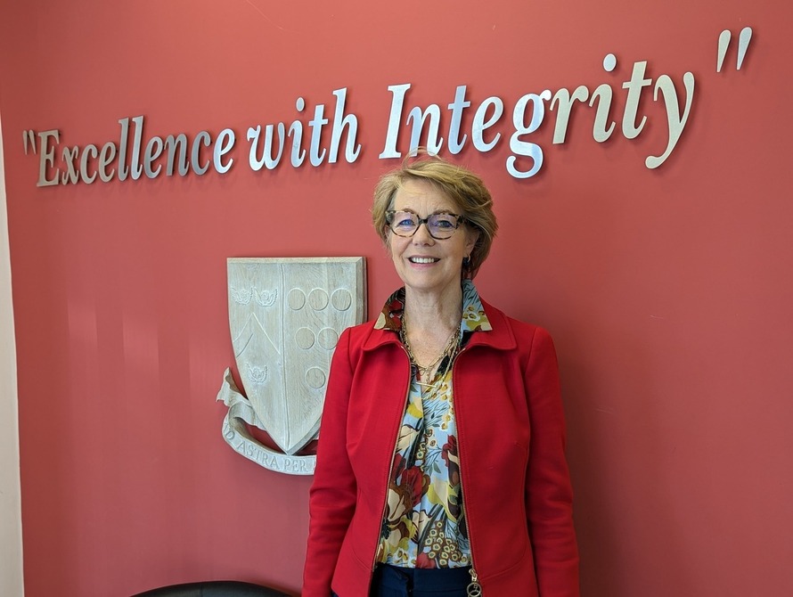 Dr Challoner's Grammar School - Profile (2023)