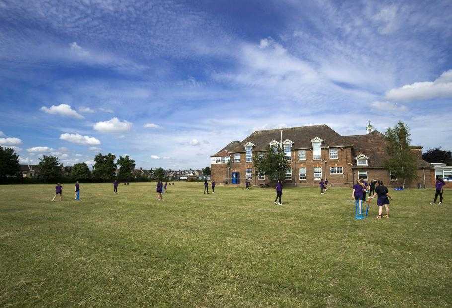 Mayfield Grammar School, Gravesend - Profile (2023)