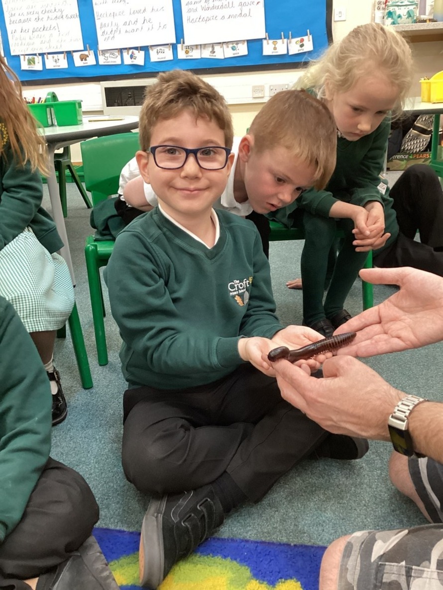 The Croft Primary School in Central Swindon South - Profile