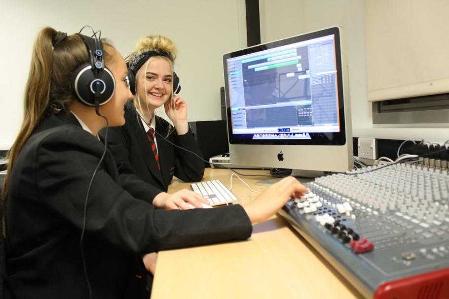 William Lovell Church of England Academy - Profile (2024)