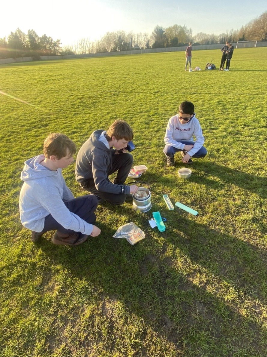 Roydon Primary School in Roydon - Profile (2023)