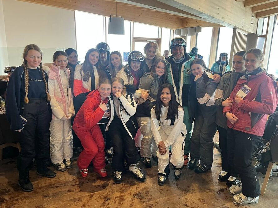 Top 10 Secondary Schools in Slough (2023 Ratings)