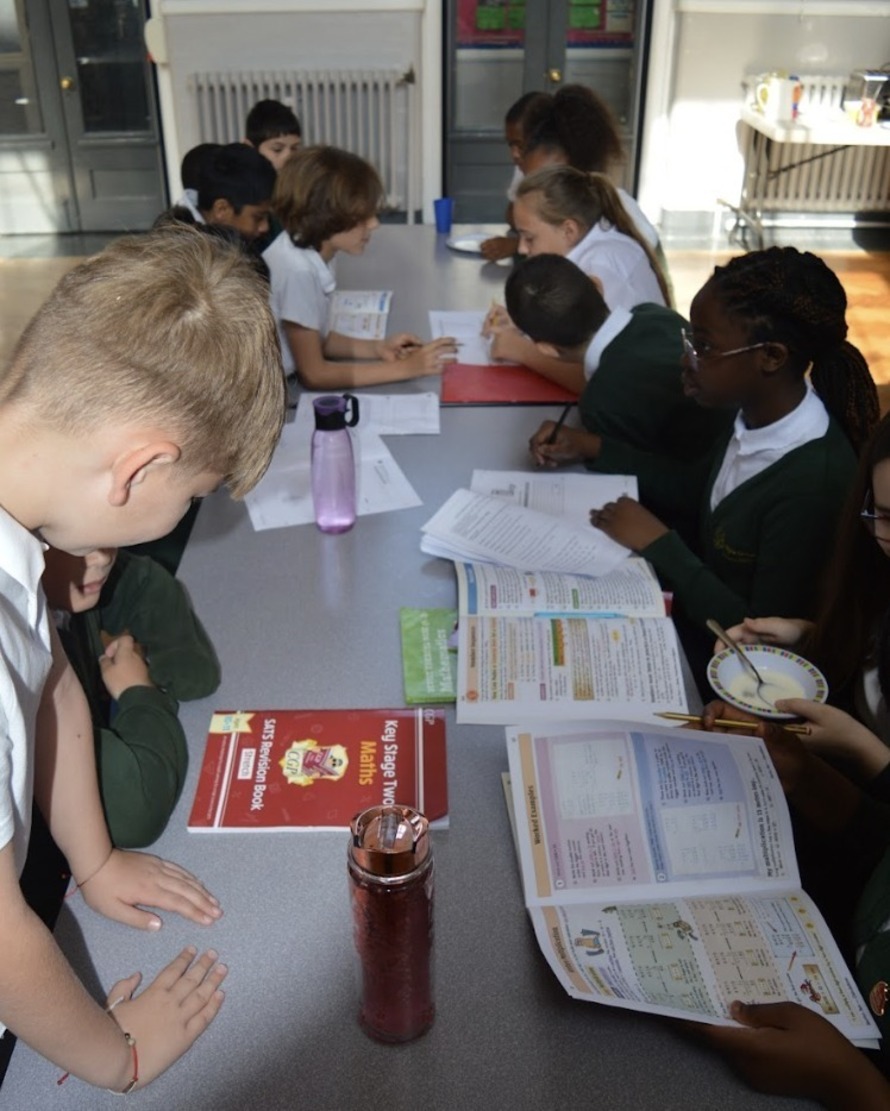 Maple Grove Primary School in Basildon - Profile (2023)