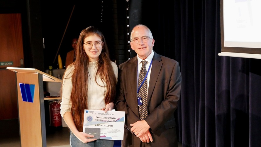 Sixth Form Colleges in Woking (2024 Ratings)