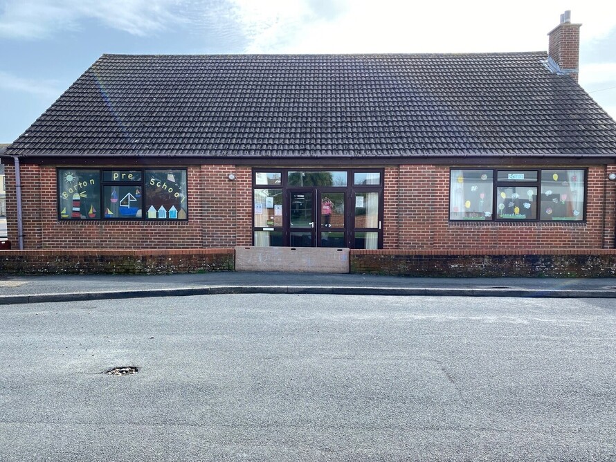 Best Schools in New Milton (2023)